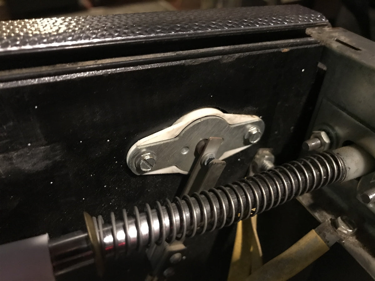 Illuminated Flipper Button Kit – Comet Pinball, Inc.